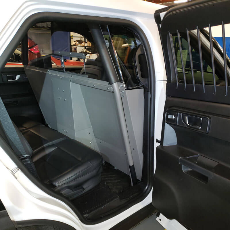 Partition – space creator with bidirectional recessed housing (Ford PI